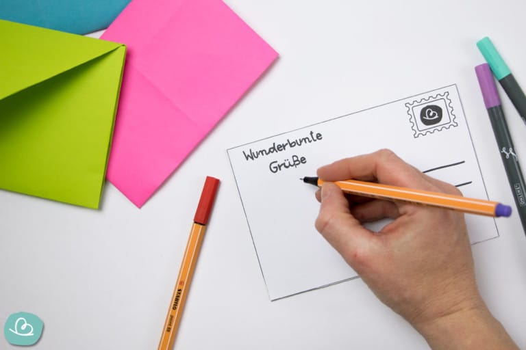 Briefumschlag aus A4 falten: einfaches Kuvert basteln - Wunderbunt.de