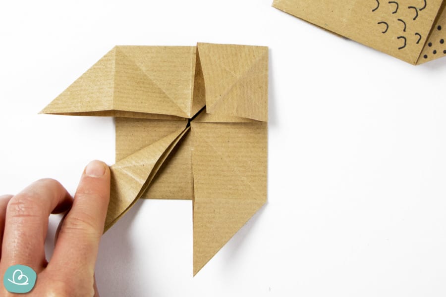 Origami Fisch falten: einfache Anleitung + Vorlage - Wunderbunt.de