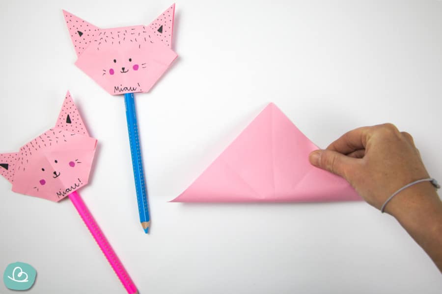 Katze aus Papier falten: Origami-Anleitung - Wunderbunt.de