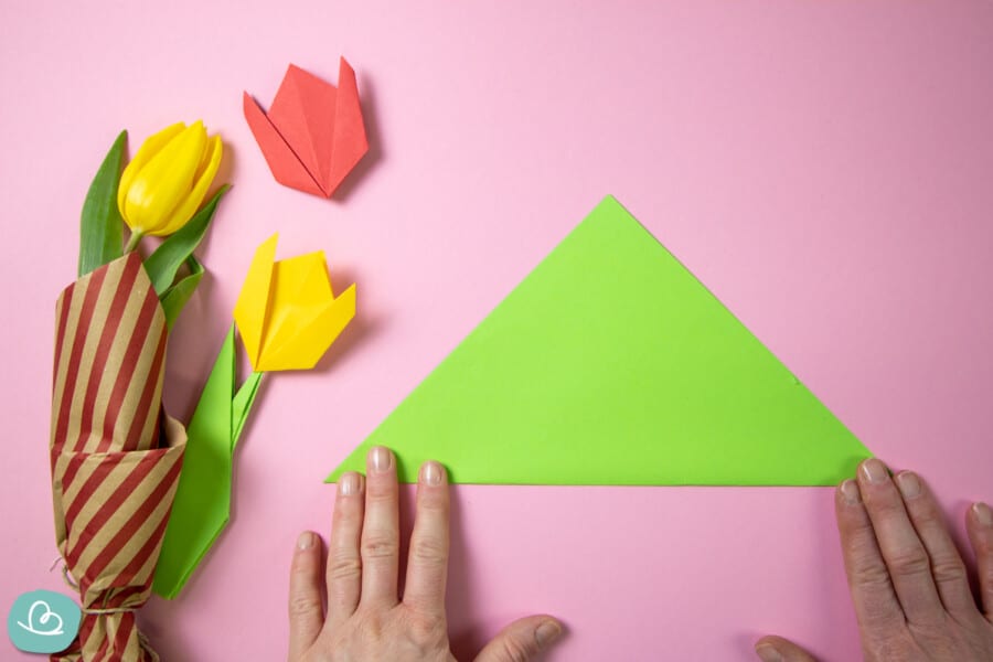Tulpe falten | einfache Origami Faltanleitung - Wunderbunt.de
