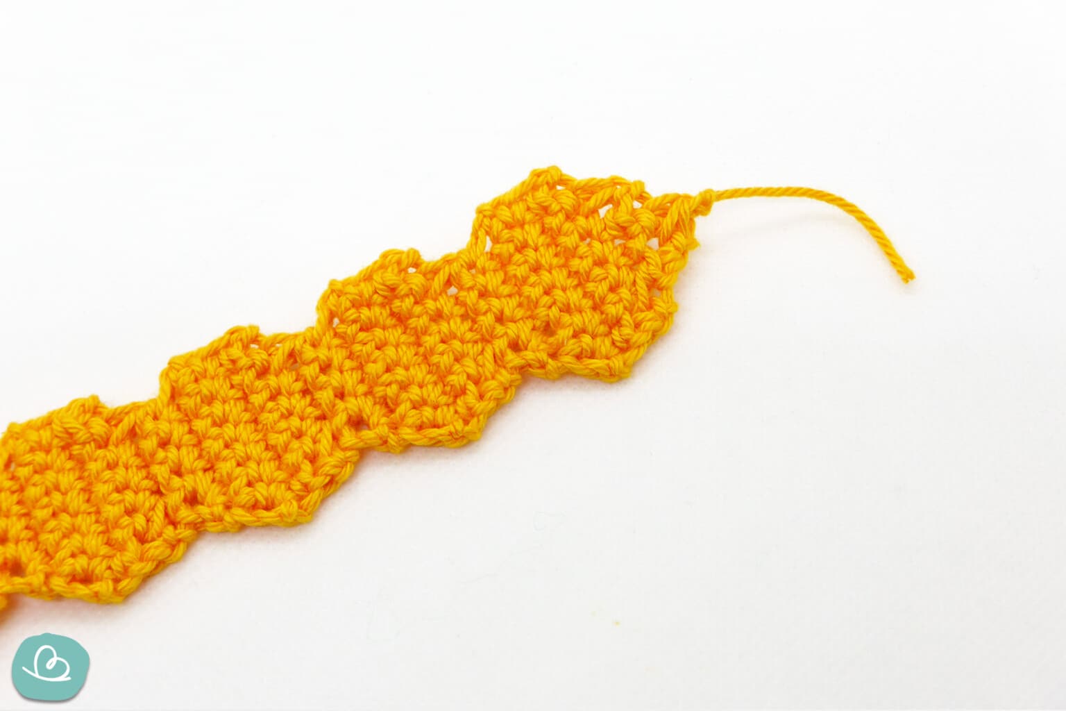 Lesezeichen häkeln | Anleitung für ein Bücherwurm - Wunderbunt.de