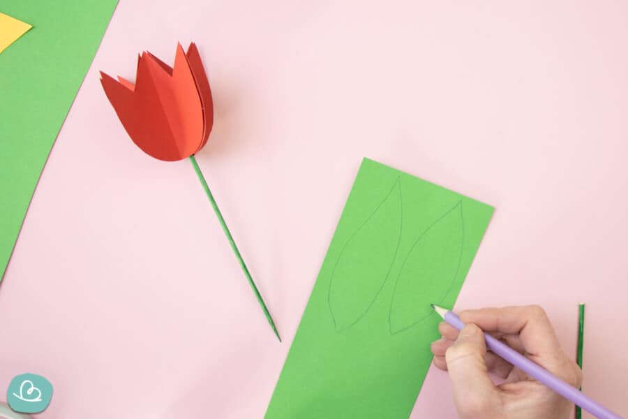 Tulpe aus Papier basteln | Anleitung mit Vorlage - Wunderbunt.de