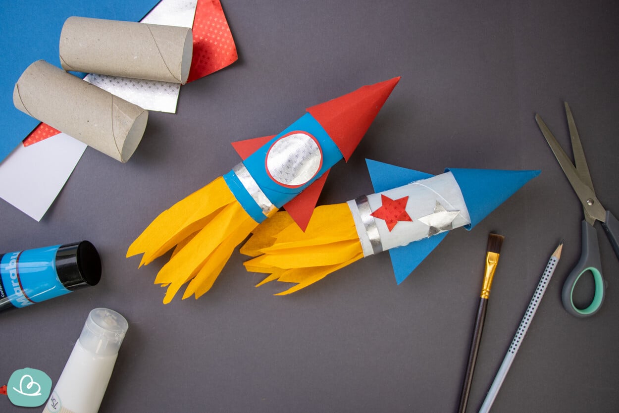 Rakete basteln aus Klorollen | einfache Anleitung - Wunderbunt.de