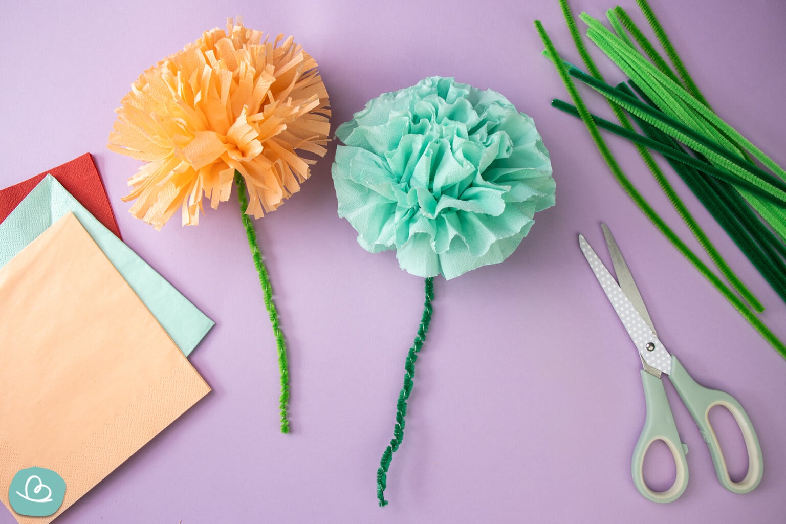 Servietten Blumen | Blumen aus Servietten basteln - Wunderbunt.de