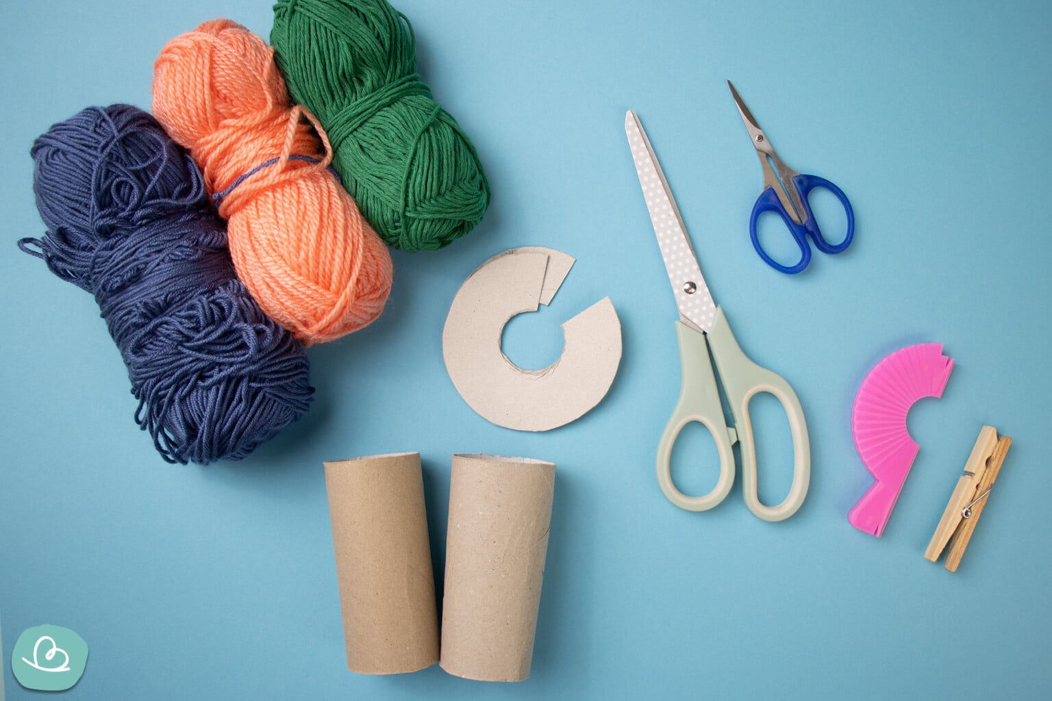 Bommel für Mütze selber machen | 6 einfache DIY-Anleitungen - Wunderbunt.de