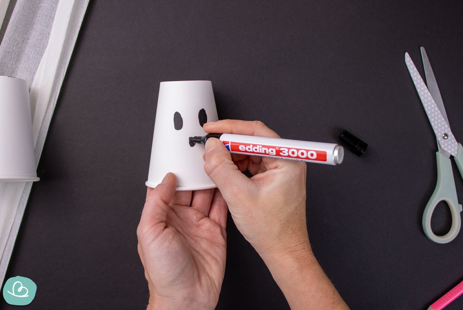 Geister basteln | 3 Ideen für Halloween-Gespenster - Wunderbunt.de