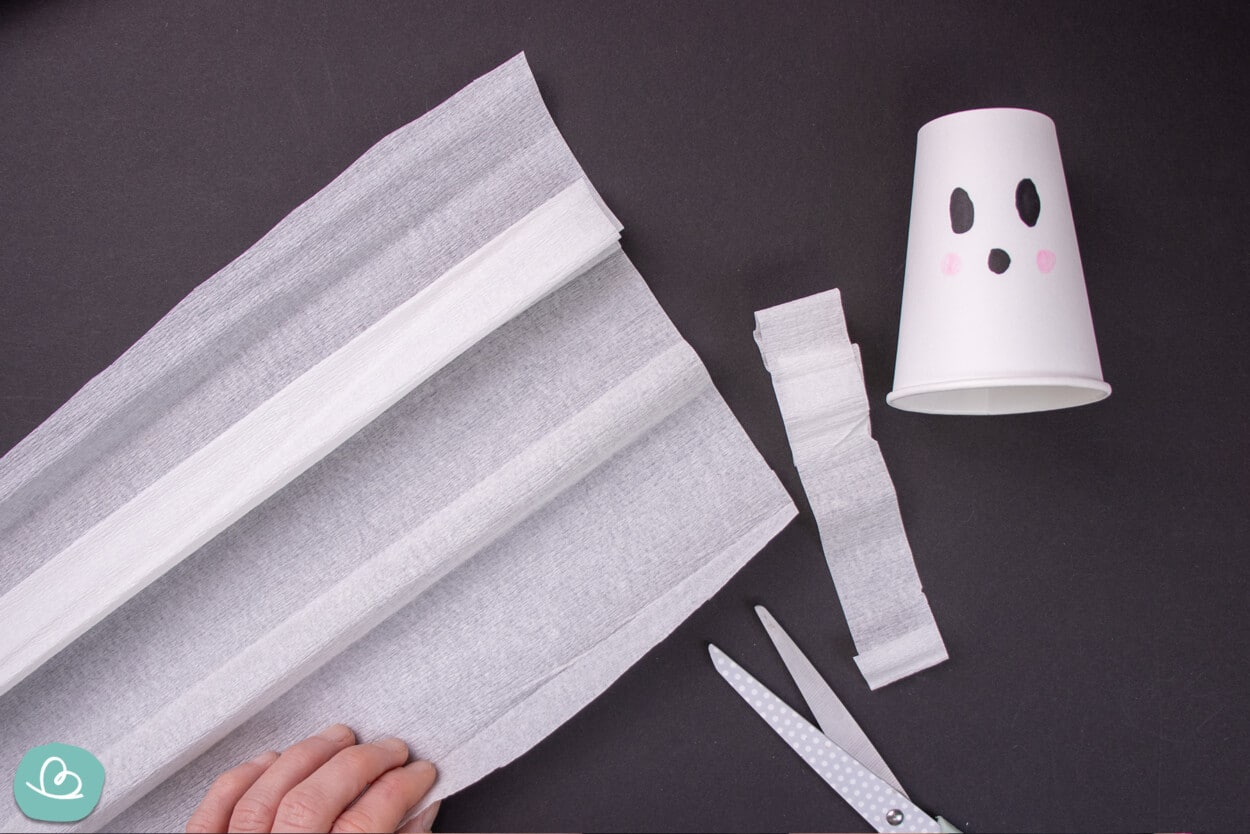 Geister basteln | 3 Ideen für Halloween-Gespenster - Wunderbunt.de