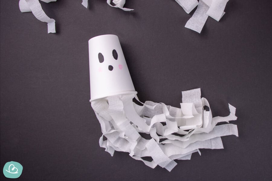 Geister basteln | 3 Ideen für Halloween-Gespenster - Wunderbunt.de