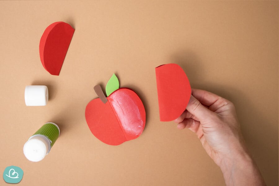 Herbst-Apfel basteln | Anleitung mit Vorlage zum Ausdrucken - Wunderbunt.de