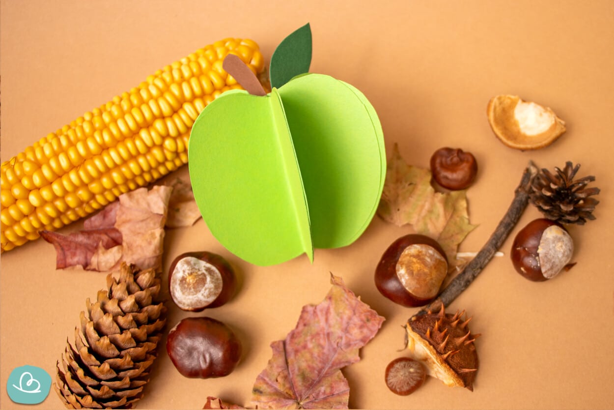 Herbst-Apfel basteln | Anleitung mit Vorlage zum Ausdrucken - Wunderbunt.de
