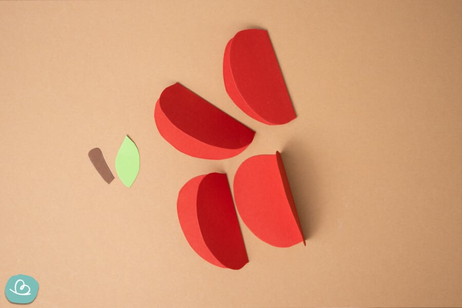 Herbst-Apfel basteln | Anleitung mit Vorlage zum Ausdrucken - Wunderbunt.de