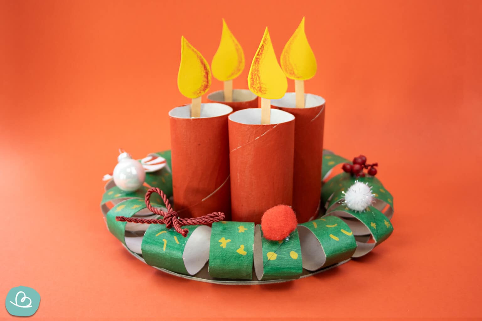 Adventskranz basteln | Anleitung für ein Weihnachtskranz - Wunderbunt.de