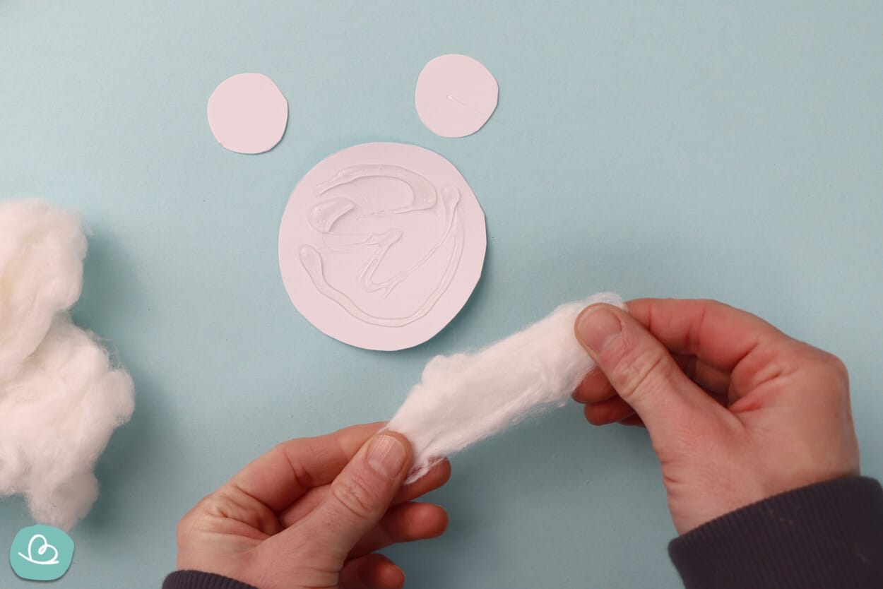 Eisbär basteln | Bastelanleitung mit Pappbecher - Wunderbunt.de