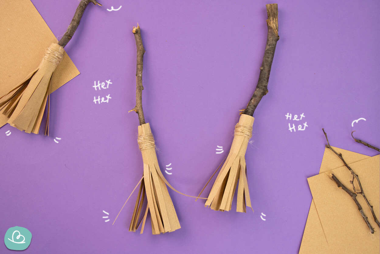 Kleine Besen basteln | Bastelanleitung für Mini-Besen - Wunderbunt.de