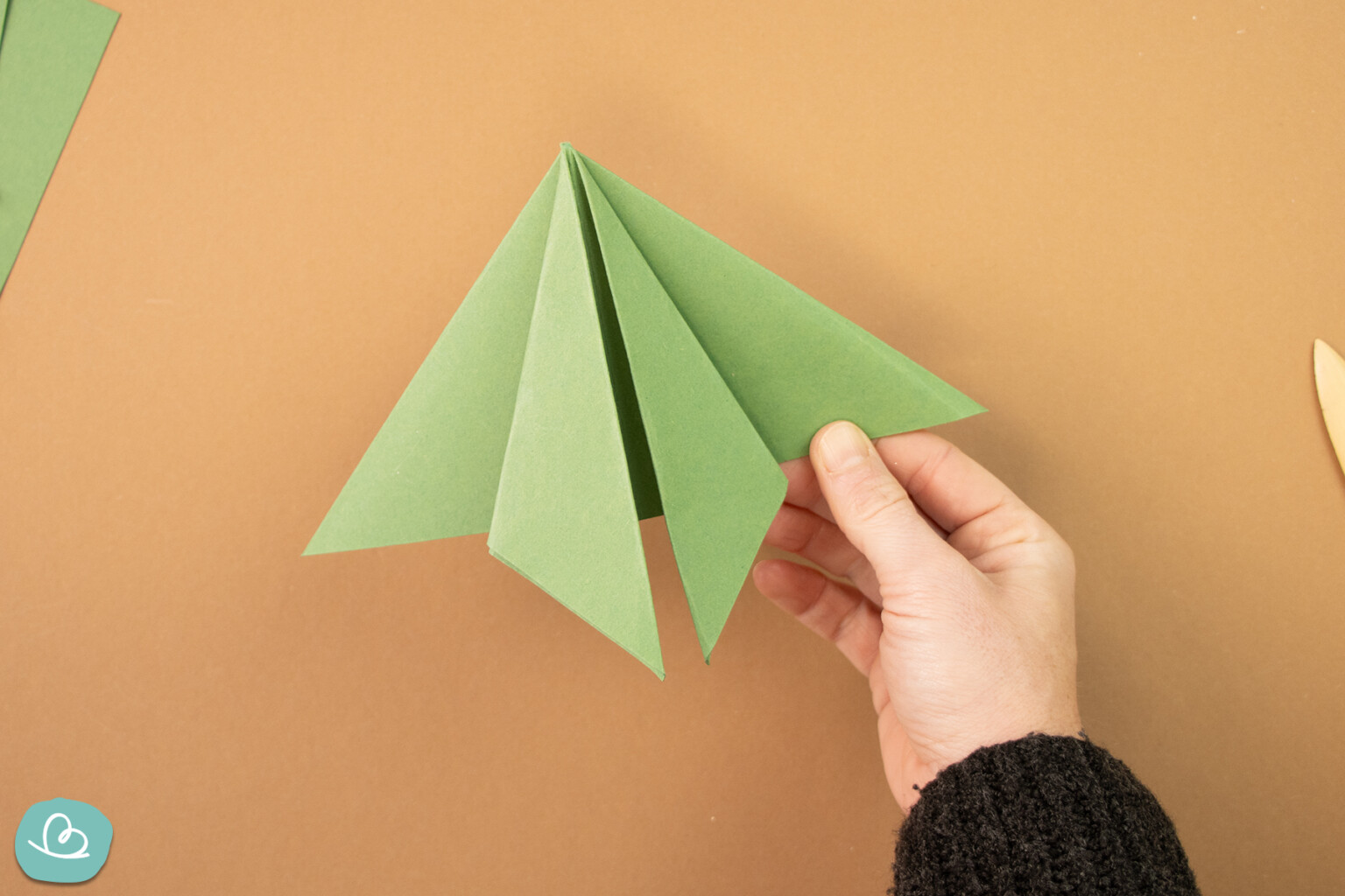 Tannenbaum falten | DIY-Anleitung aus Pappe und Papier - Tannenbaum ...