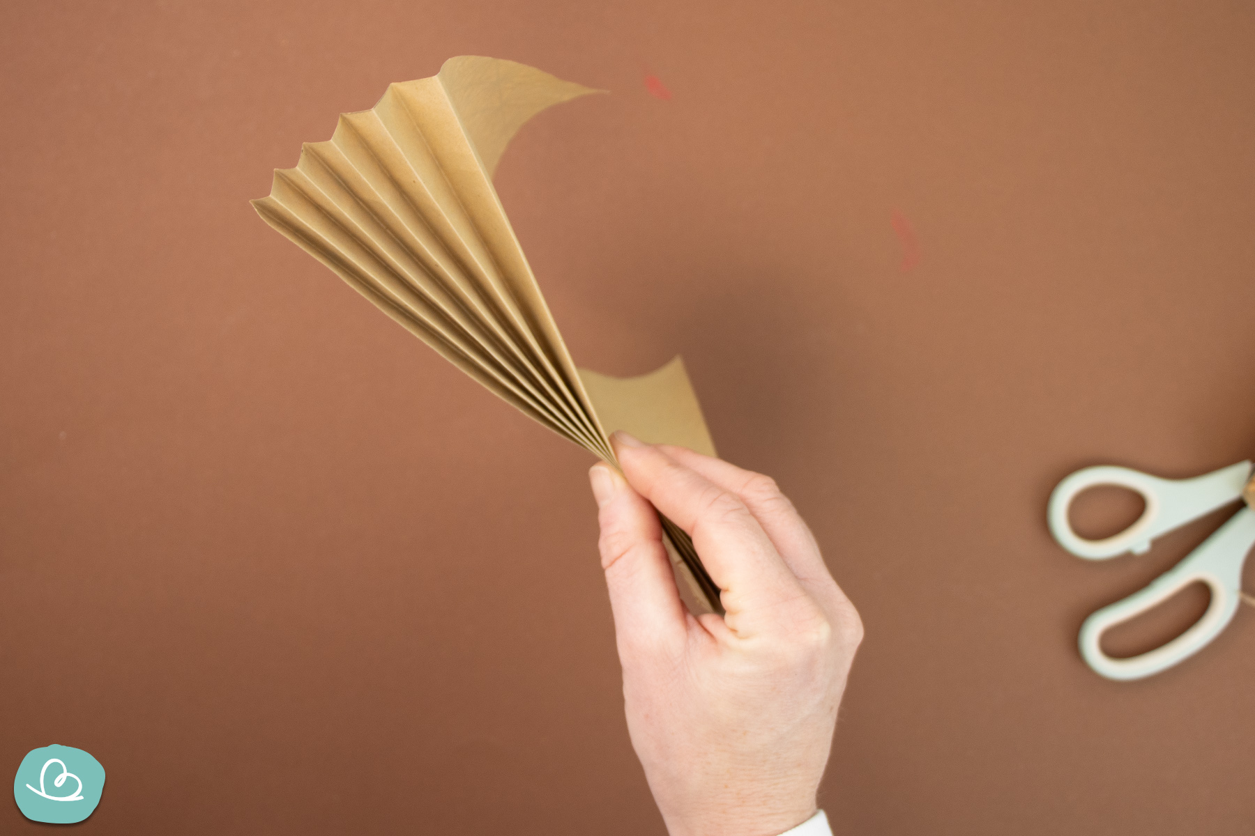 Engel basteln aus Papier | Einfache Anleitung - Wunderbunt.de
