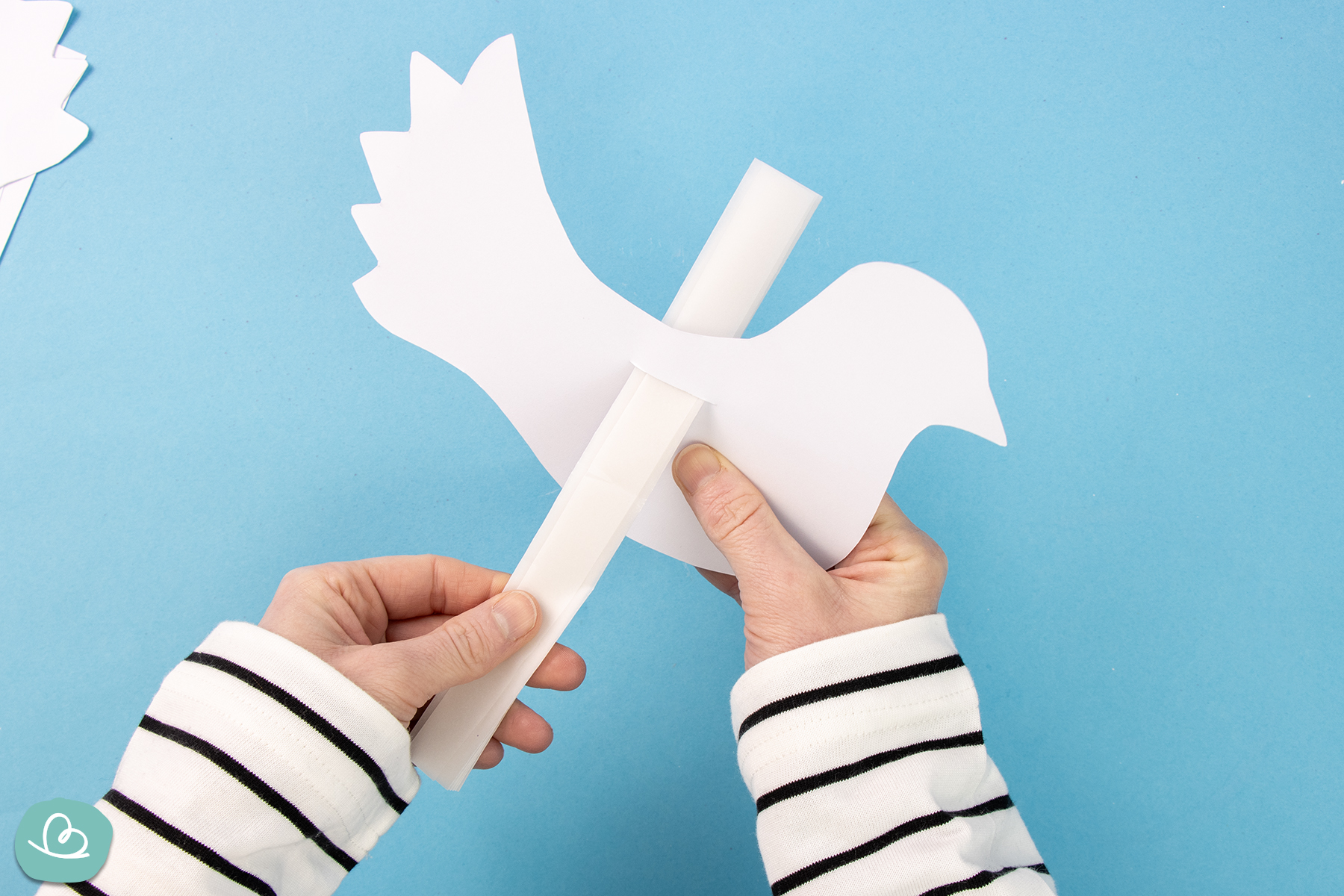 Friedenstaube basteln | Anleitung mit PDF-Vorlage - Wunderbunt.de