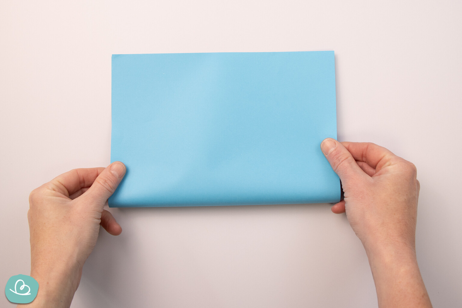 Papierboot falten | Schiff aus Papier basteln - Wunderbunt.de