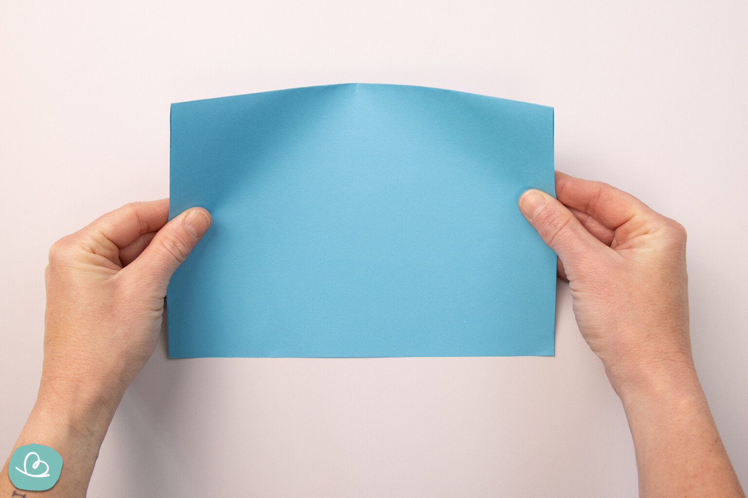 Papierboot falten | Schiff aus Papier basteln - Wunderbunt.de